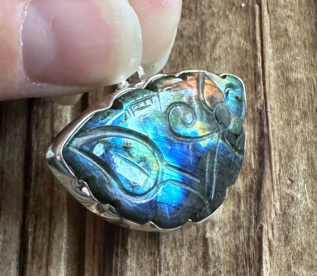 Carved Spectrolite Labradorite Sterling Silver Pendant, Flower Design ...
