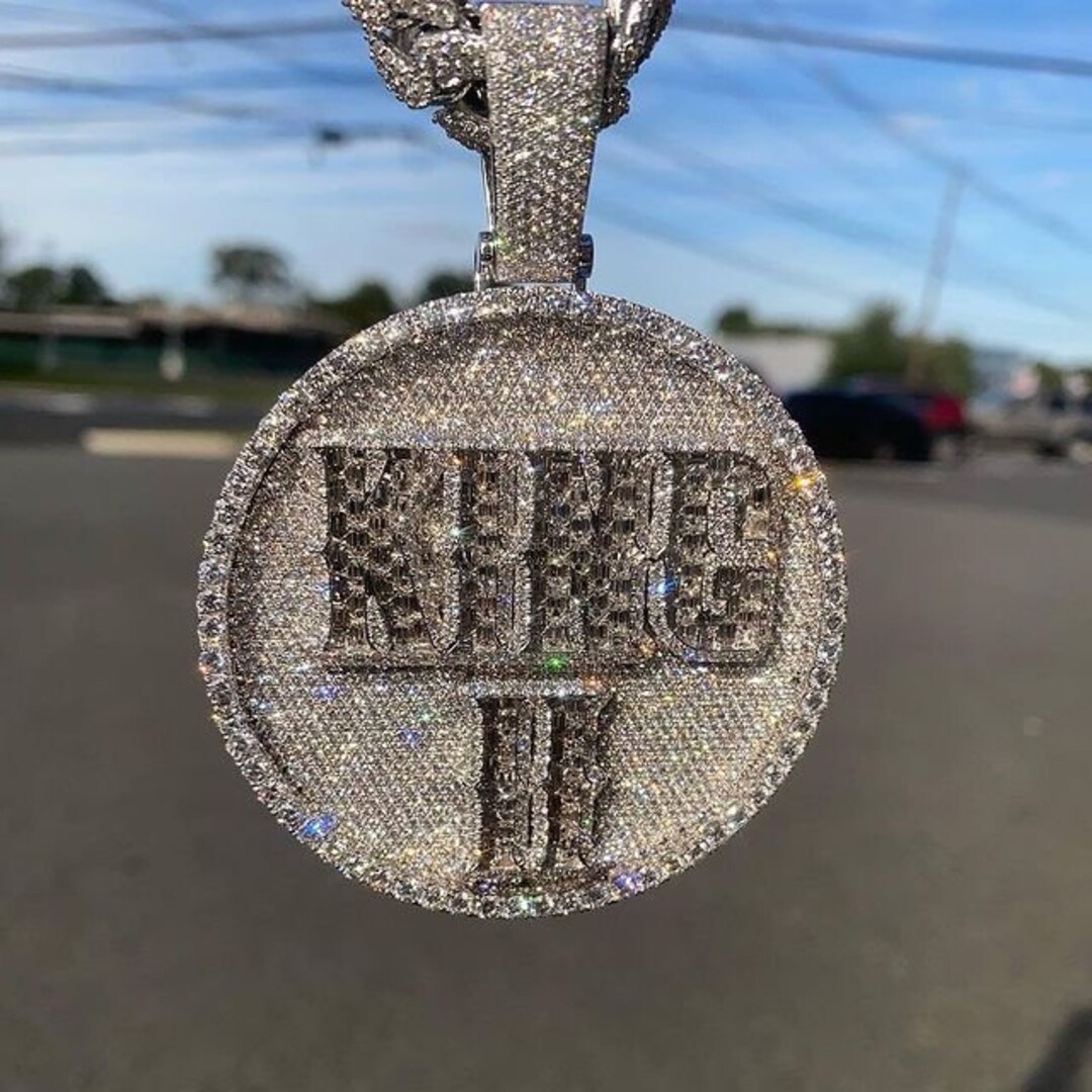 Iced Out "king It" Pendant | Custom Circle Pendant | Hip Hop Charm ...
