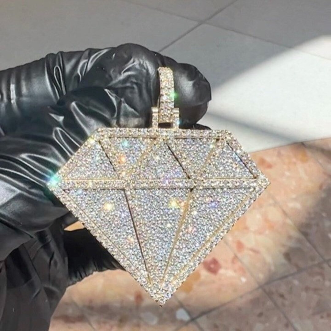 Customized Diamond Shape Pendant, VVS1 Real Moissanite, Hip Hop Pendant ...