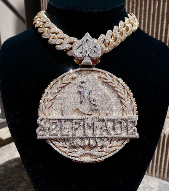 Real custom pendants store