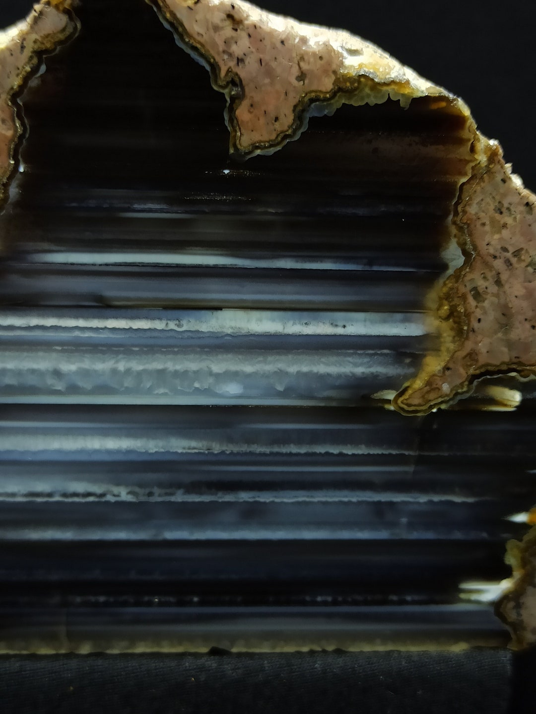 Blue and White Waterline Banded Thunderegg Agate, Ocean View Agate ...