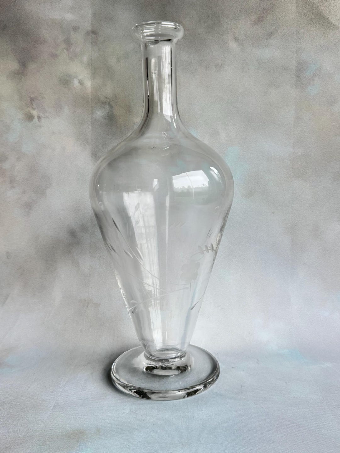 Vintage Glass Decanter With Etched Floral Design, 32 Cm Tall (12.6 ...
