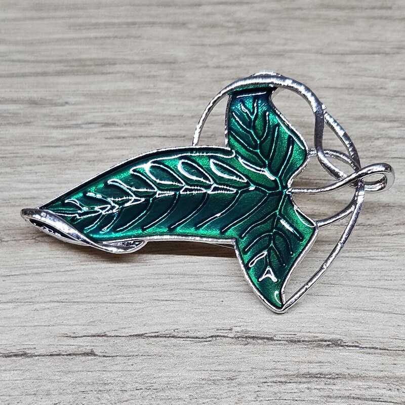 Elven Leaf Brooch - Etsy