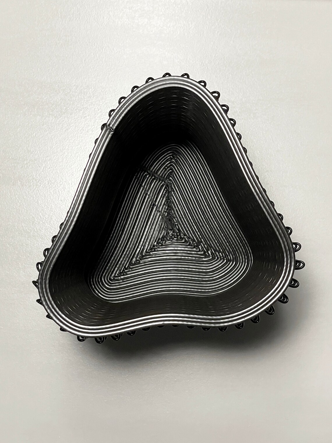 Looping Triangle Planter - Etsy