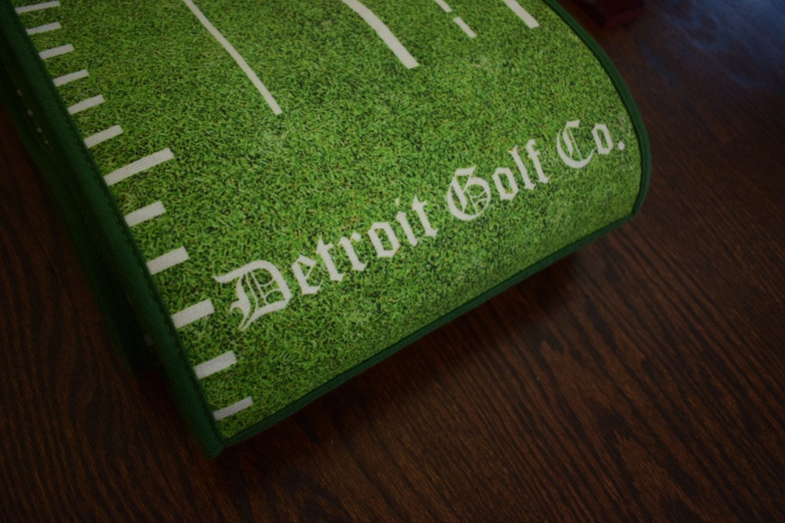 Wood Golf Putting Mat With Auto Ball Return System by Detroit Golf Co ...