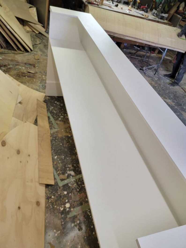 Classic Reception Desk , Office Desk, Modern Frontdesk, Table, Desk ...