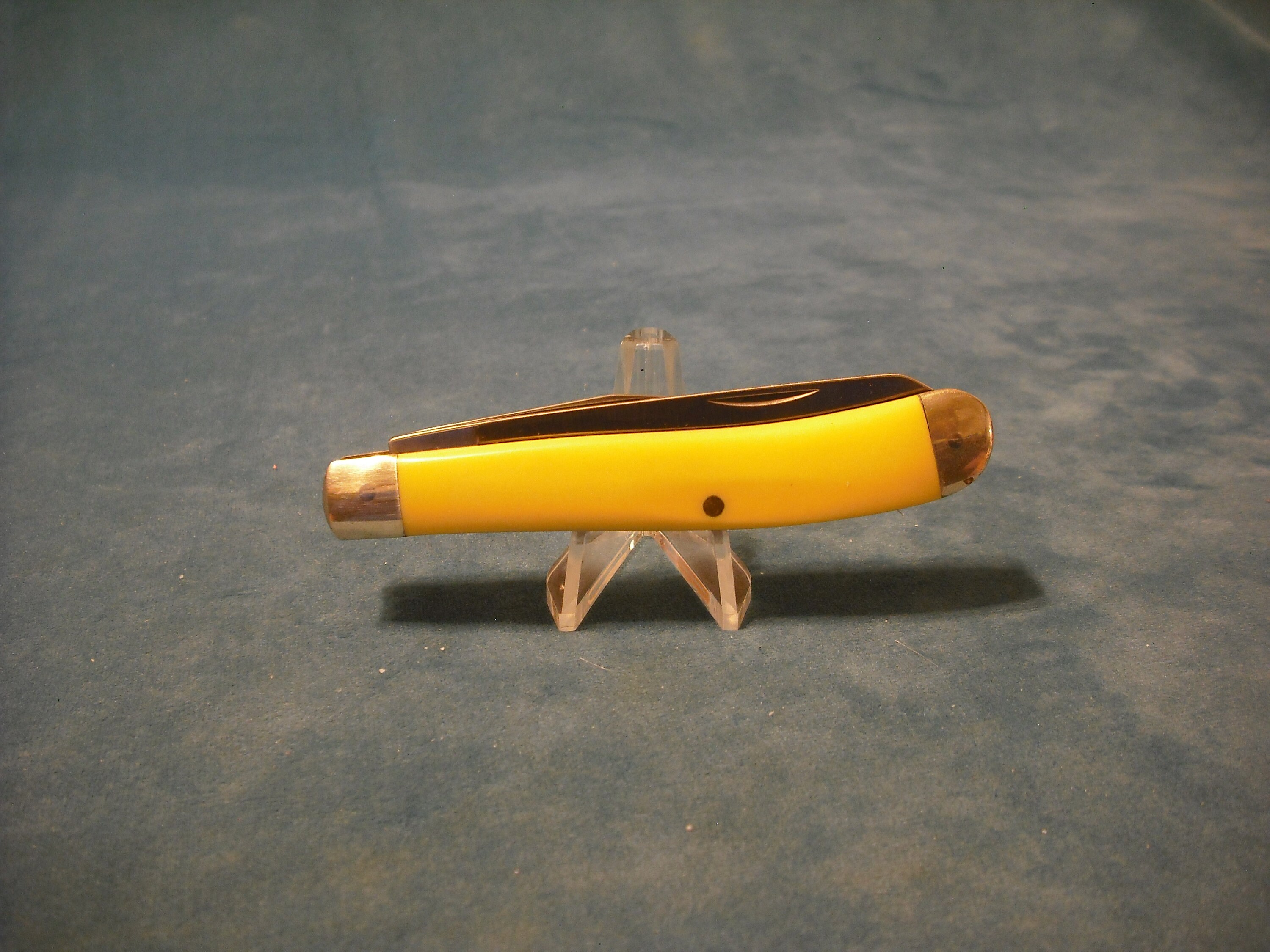 Vintage Buck 329 Trapper in Original Box With Paper Yellow Handles ...