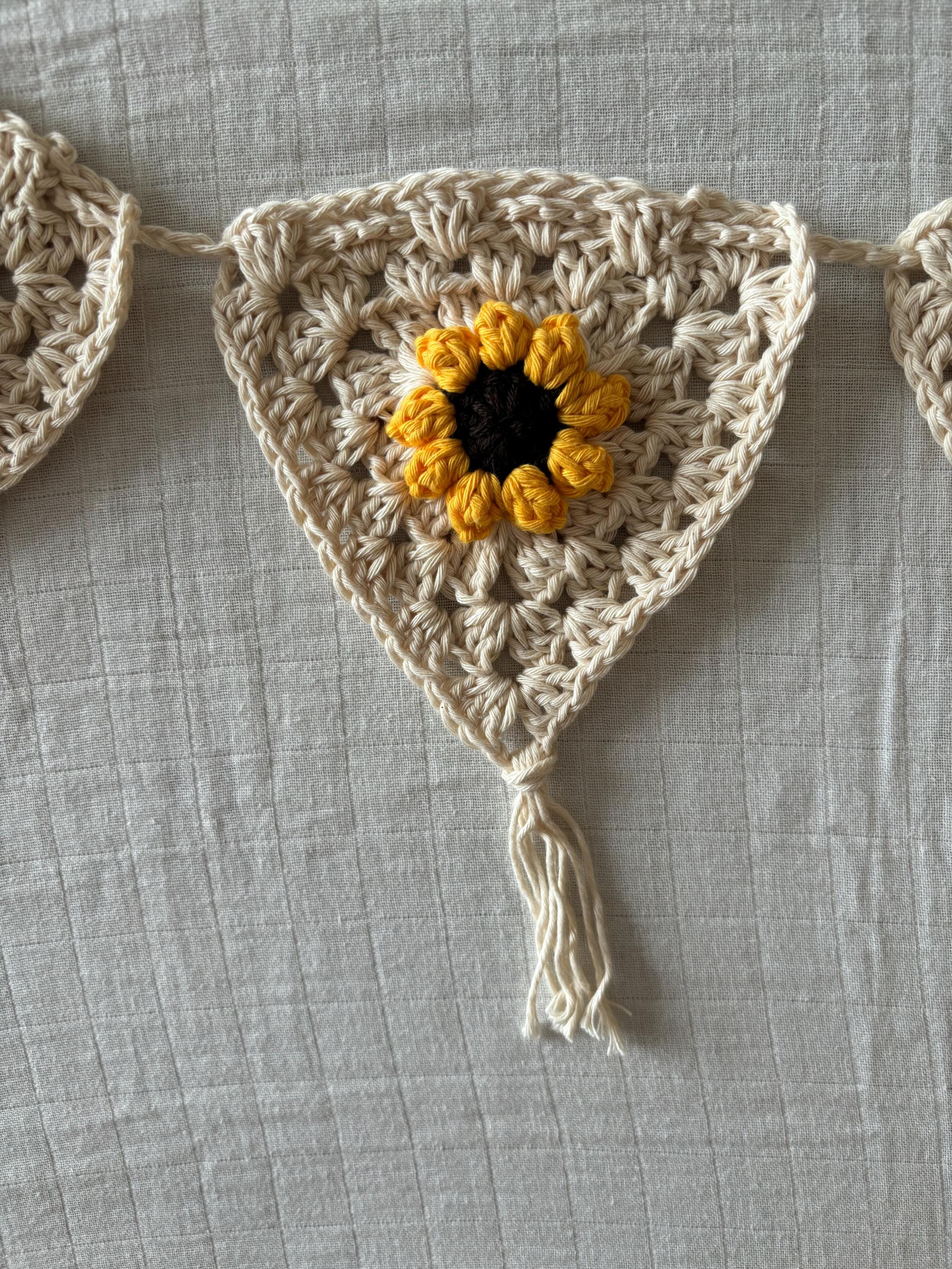 Sunflower Bunting and Bandana Crochet Pattern - Etsy