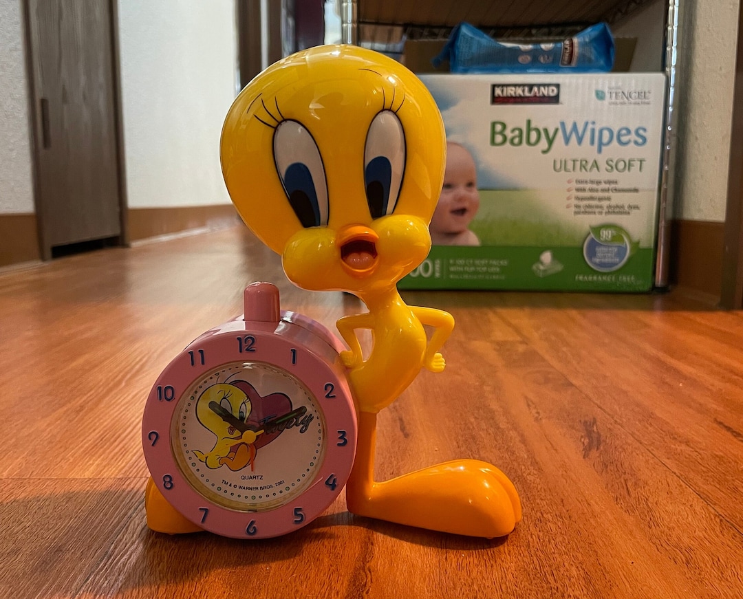Vintage Tweety Bird Alarm Clock, Tweety Bird, Looney Tunes, Looney ...