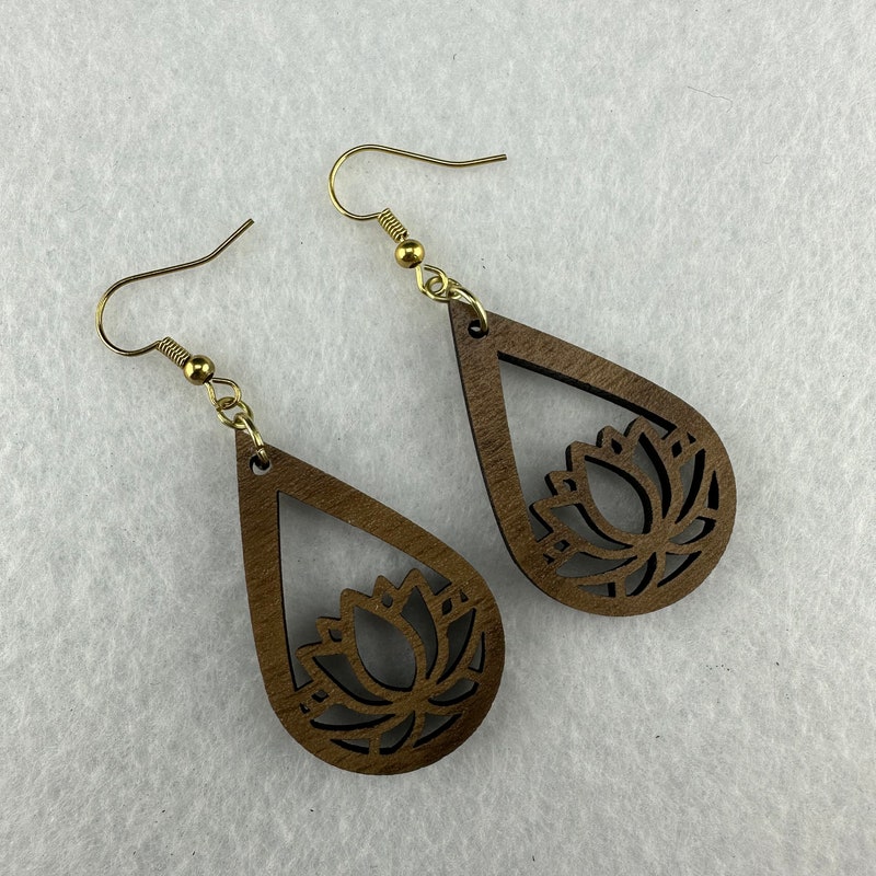 Walnut Wood Lotus - Etsy