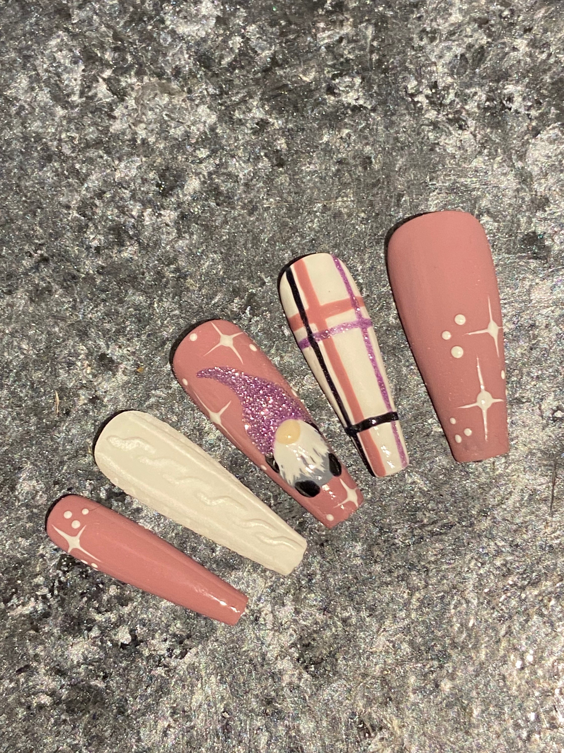Dark Pink/purple and White Christmas Gonk Press on Nails - Etsy UK