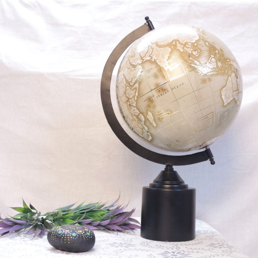 World Globe, World Revolving Globe, Earth Rotating World Map, Useful ...