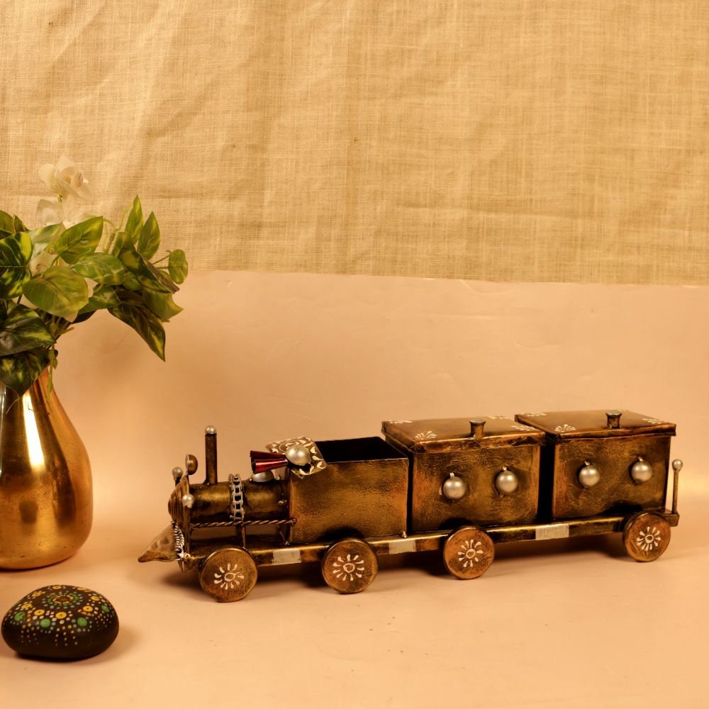 Serving Train, Tray, Tray in Metal, Fruit Basket, Dinning Table Platter ...