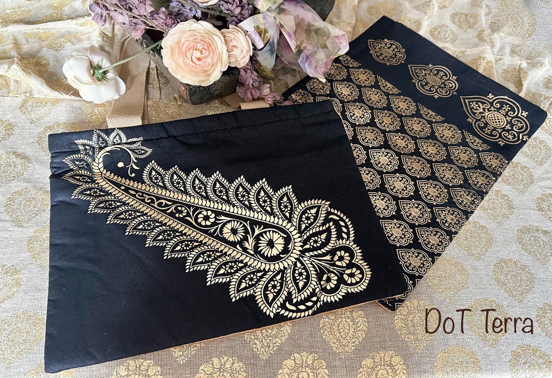 Exclusive Favour Bags! Stunning Gift Bags in Black and Gold! Medium ...