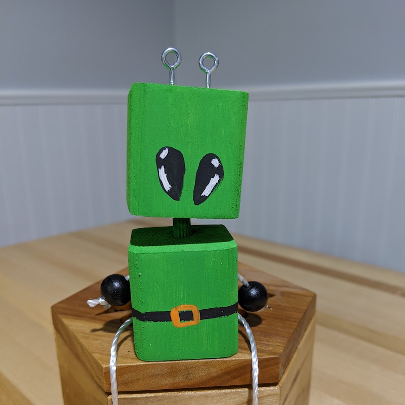 Wood Alien - Etsy
