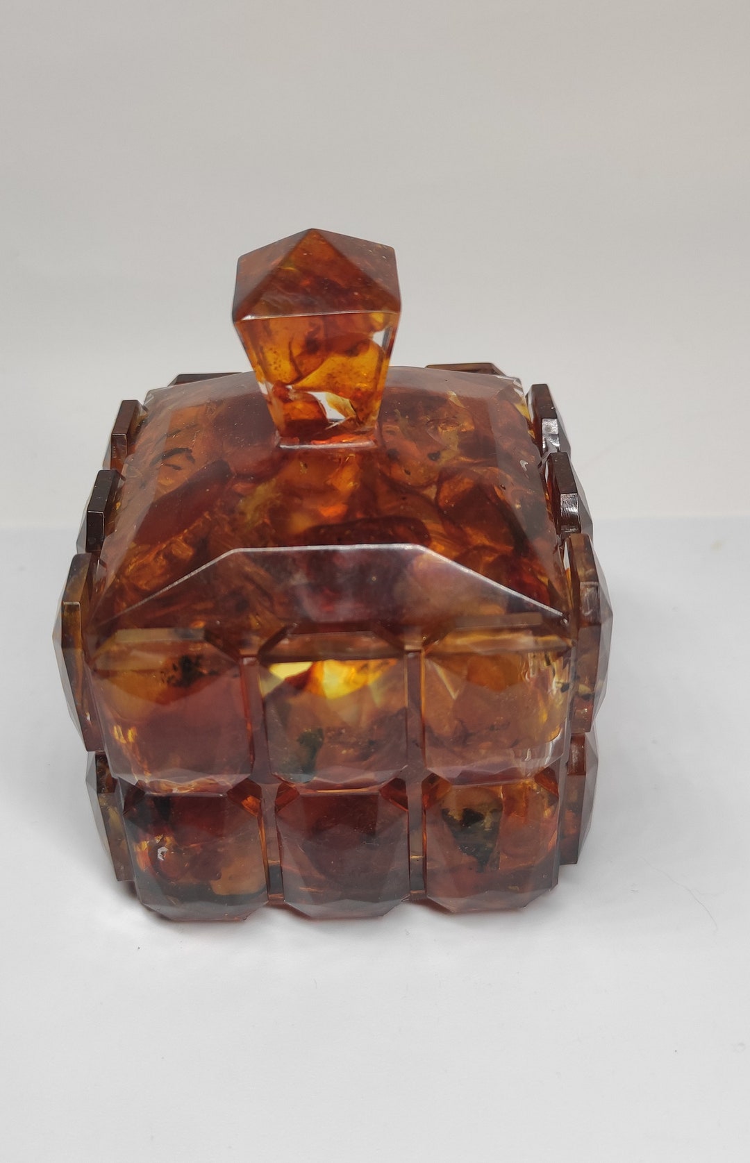 Baltic Amber and Resin Cube-shaped Box With Facets: Unique Handmade ...