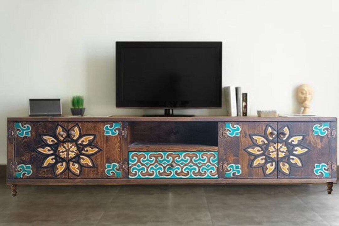 Hand Carved TV Console, Handmade Rustic TV Unit, Stylish Tv Stand ...