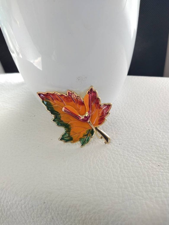 Small Orange Autumn Fall Canadian Maple Leaf Canada D… - Gem