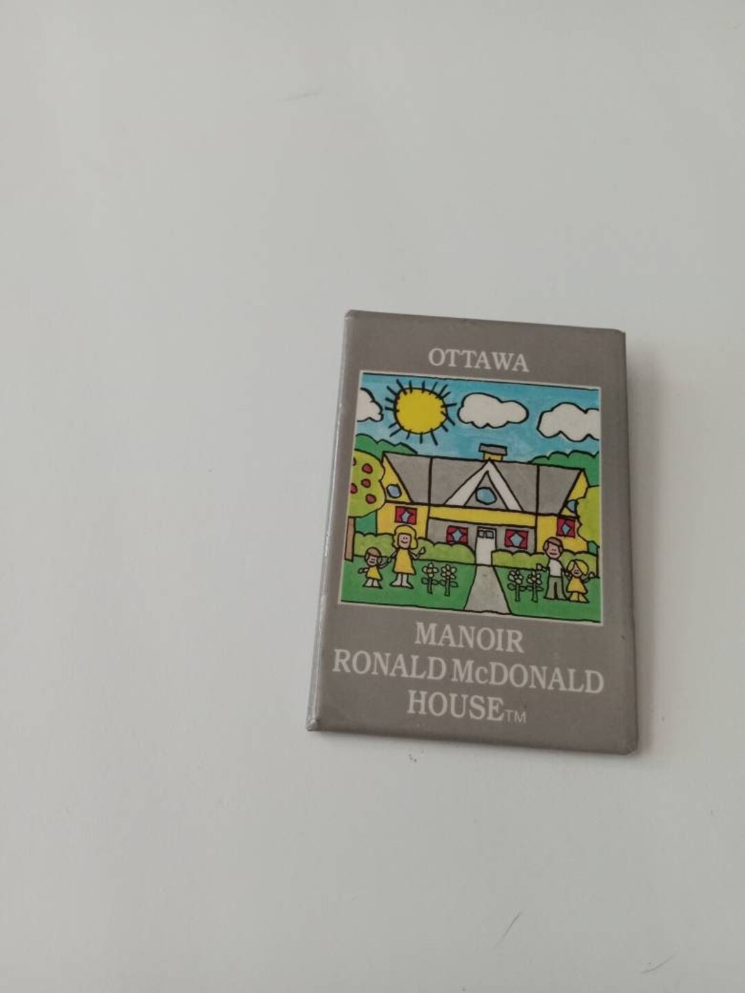 Ottawa's Manoir Ronald Mcdonald House Antique Fan Button Pinback Retro ...