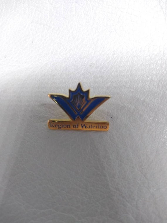 Region of Waterloo Coat of Arm Crest Flag Ontario Pro… - Gem