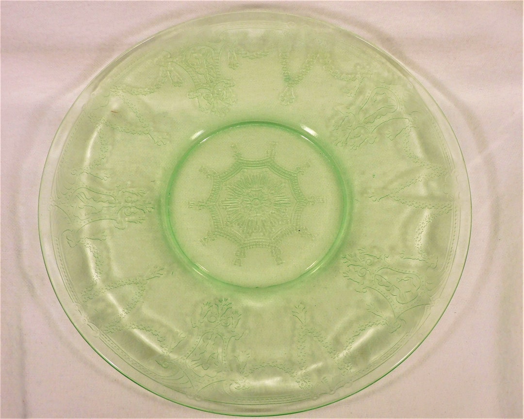 Hocking Pair Plates Bread & Butter Depression Glass Uranium Green Cameo ...