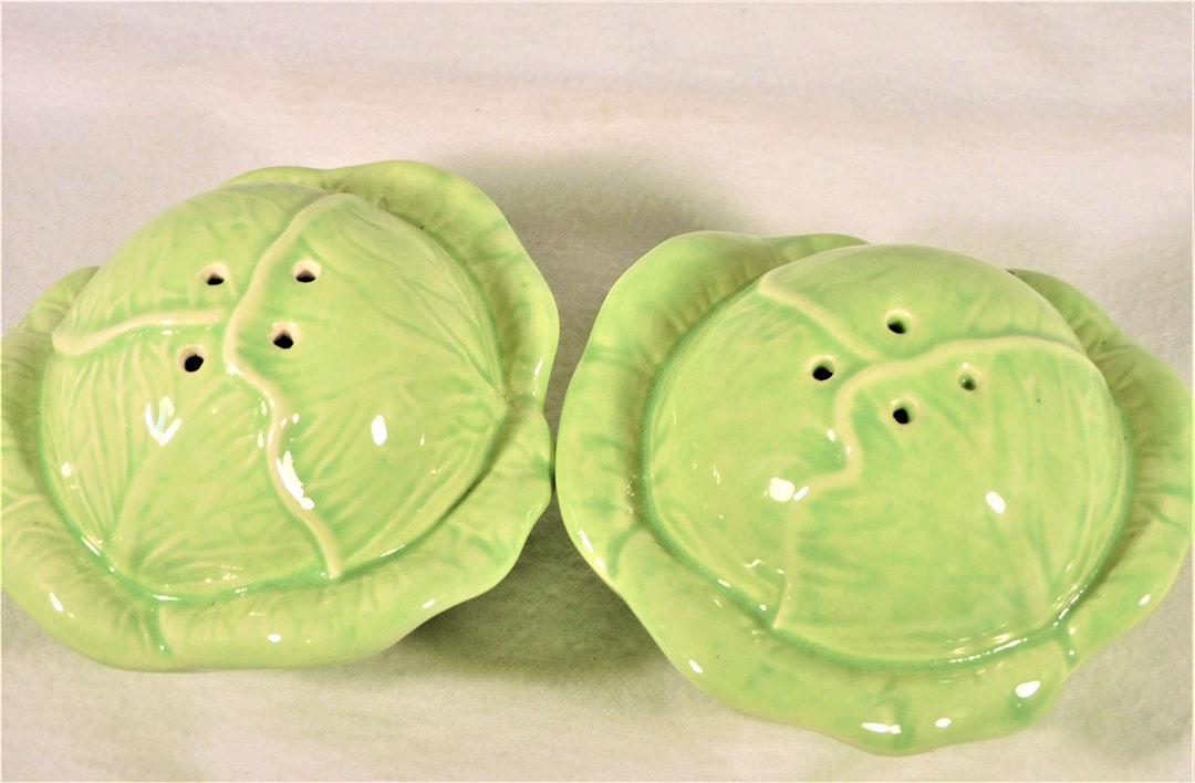 Secla Light Green Cabbage Salt & Pepper Shakers Embossed Ceramic Rubber ...