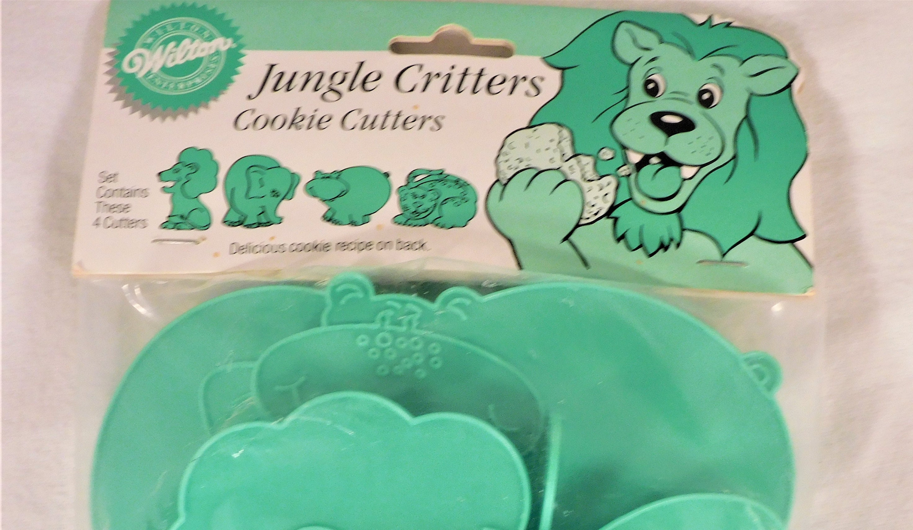 Wilton Dog Cookie Cutters