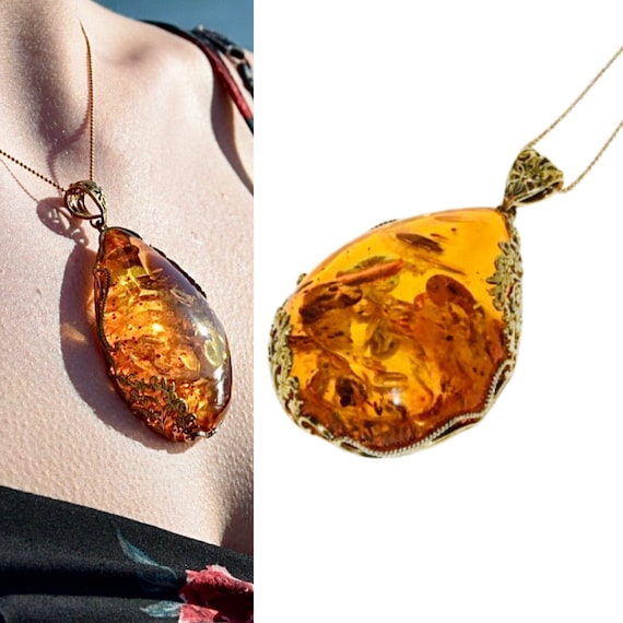 Amber and gold jewellery store
