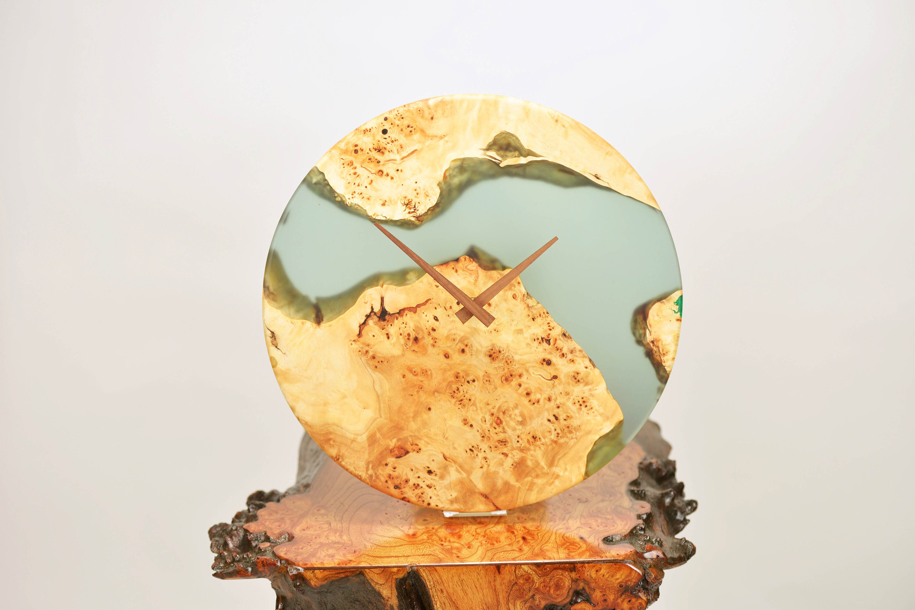 Lime Epoxy Resin With Poplar Mappa Burl Hanging Wall Clock 35cm ...