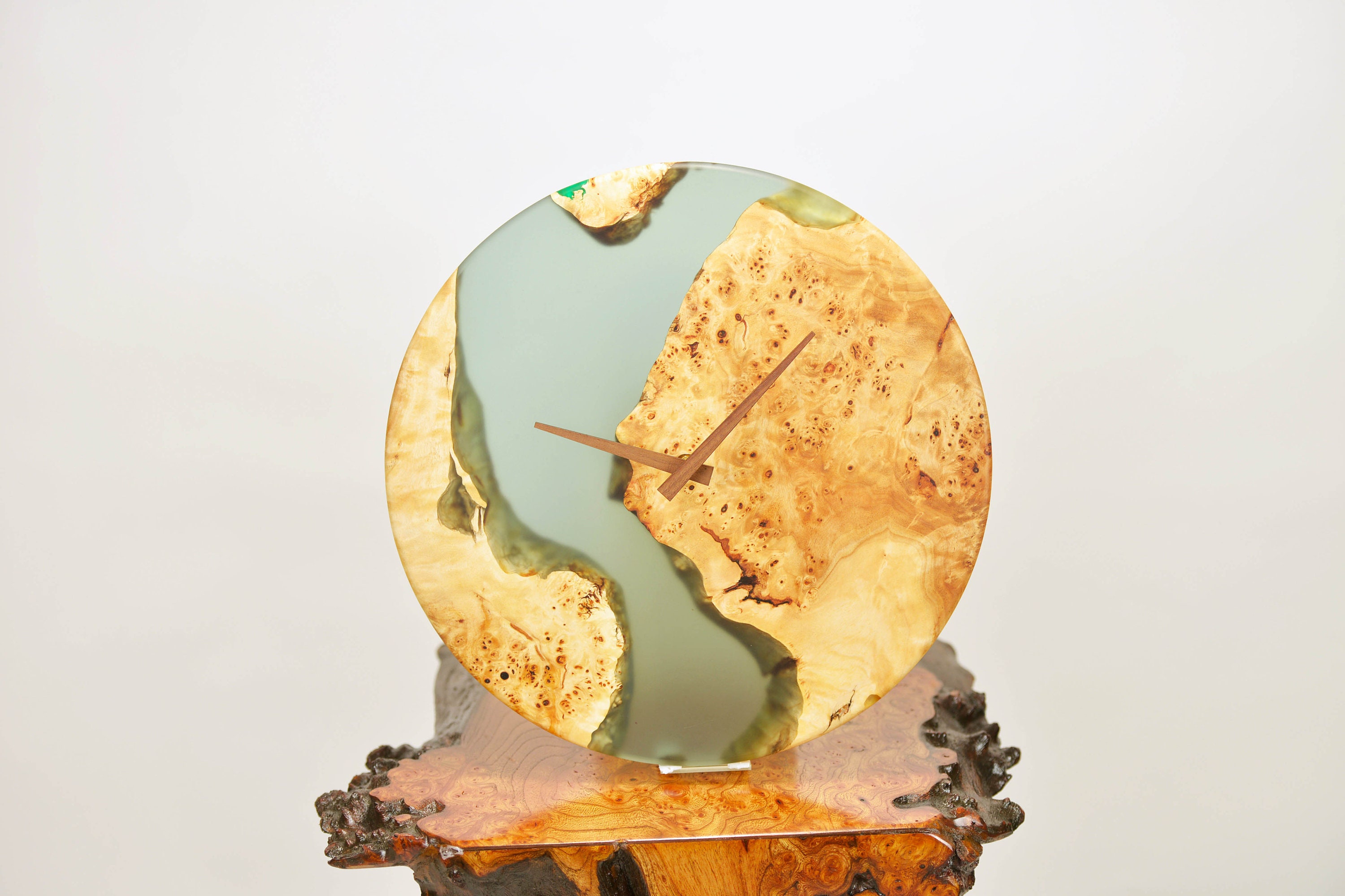 Lime Epoxy Resin With Poplar Mappa Burl Hanging Wall Clock 35cm ...