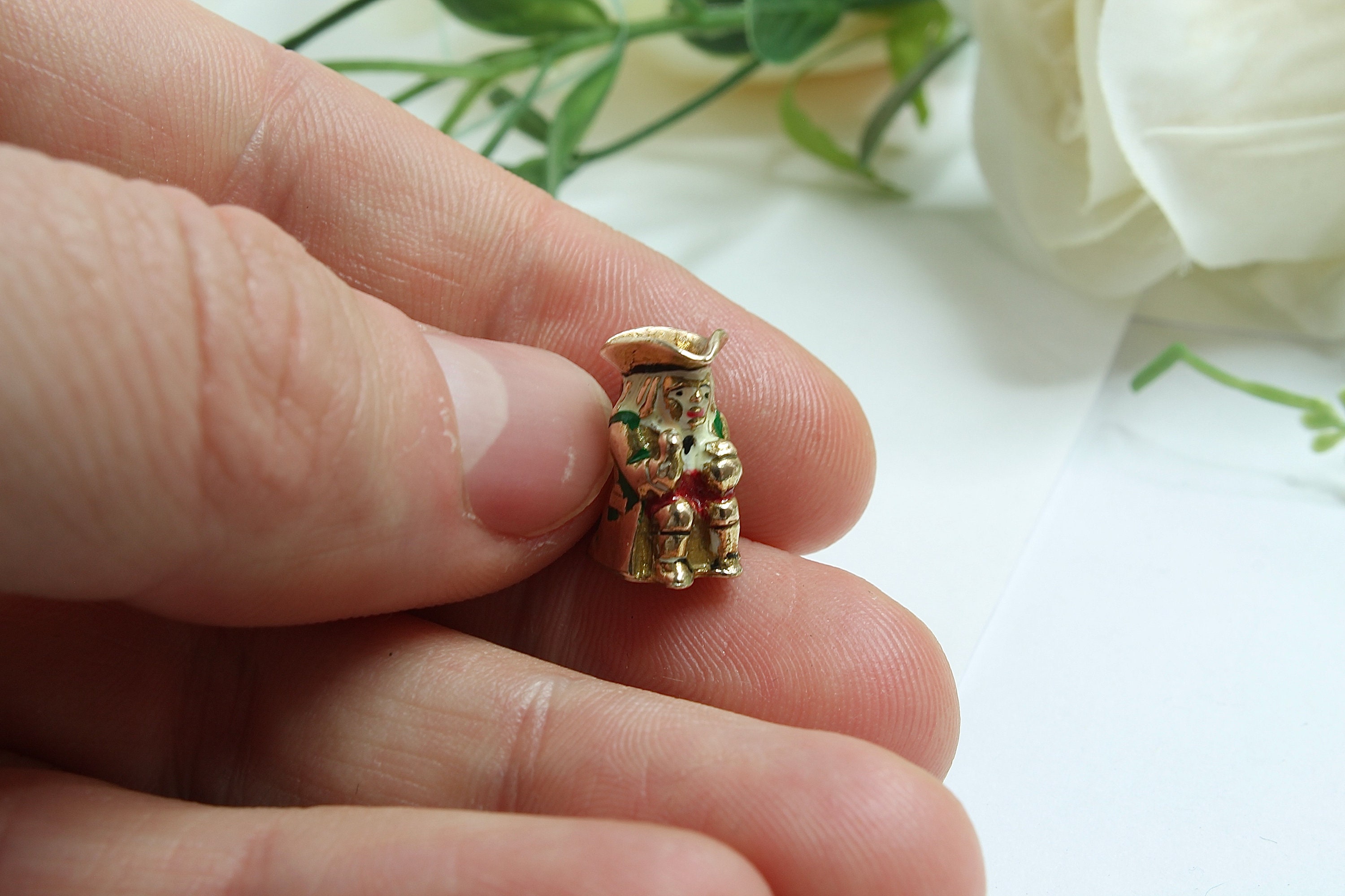 Vintage 9ct Gold Enamel Toby Jug Charm - Etsy