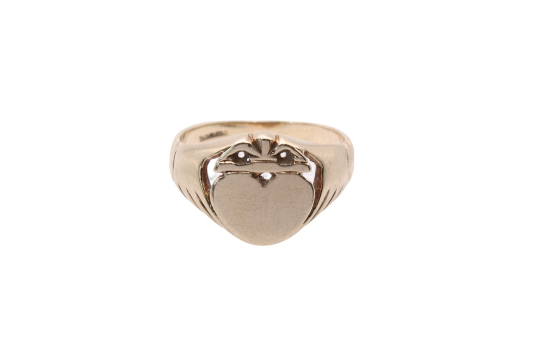 Vintage 9ct Gold Heart Claddagh Signet Ring - Etsy