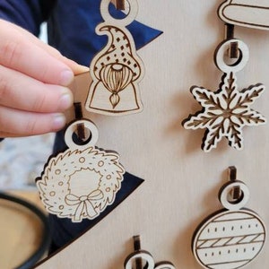 Christmas Tree Advent Calendar - Wall Hanging - SVG File - Glowforge ...