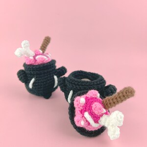 Amigurumi Mini Cauldron Crochet Pattern: Stuffed Toy DIY (PDF) - Etsy