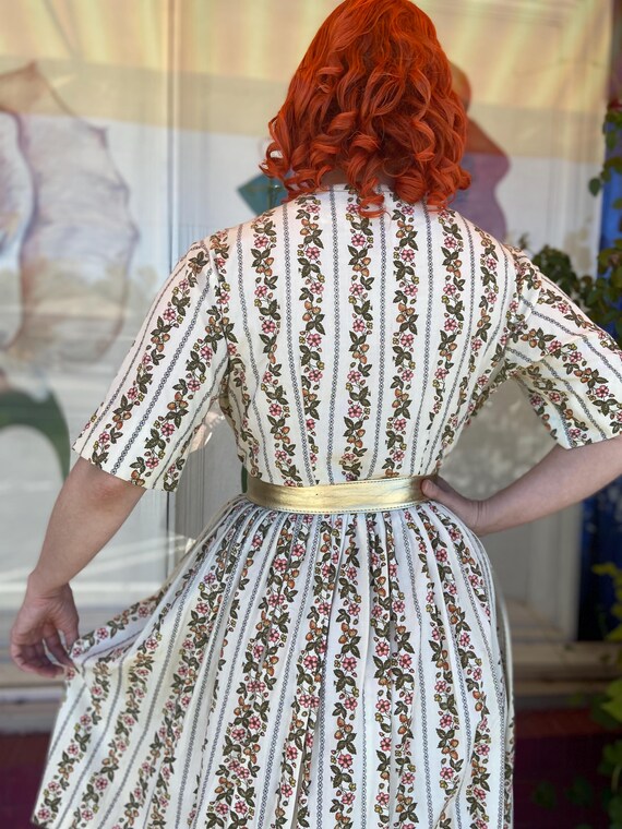 1950s Dee Dee by Decatur Fit & Flare Strawberry Flowe… - Gem