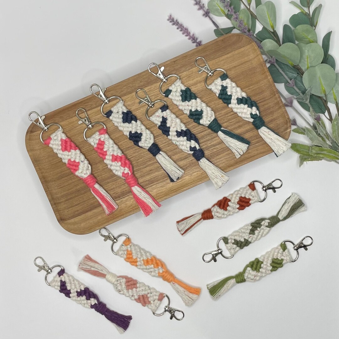 CHEVRON KEYCHAIN | Macrame Keychain | Keychain - Etsy