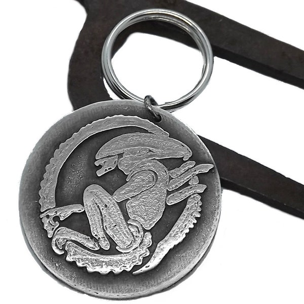 Ellen Ripley Keychain - Etsy
