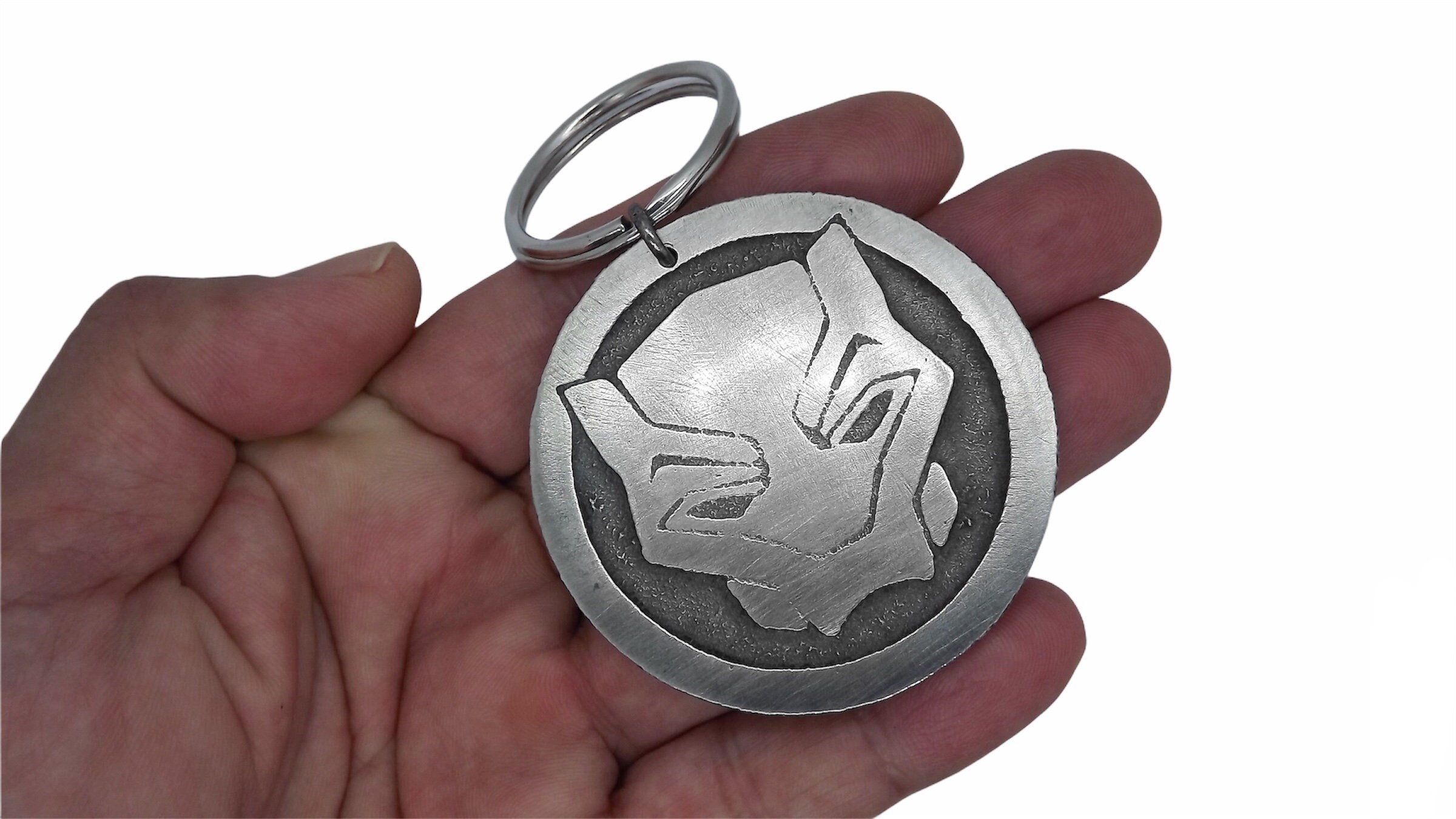 Black Panther Logo Pewter Relic Keychain Sand Cast Handmade - Etsy España