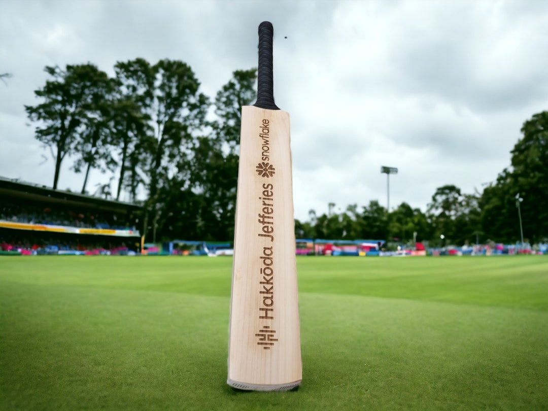 Logo Engraved Cricket Bat, Name and Signature Cricket Bat, Corporate ...