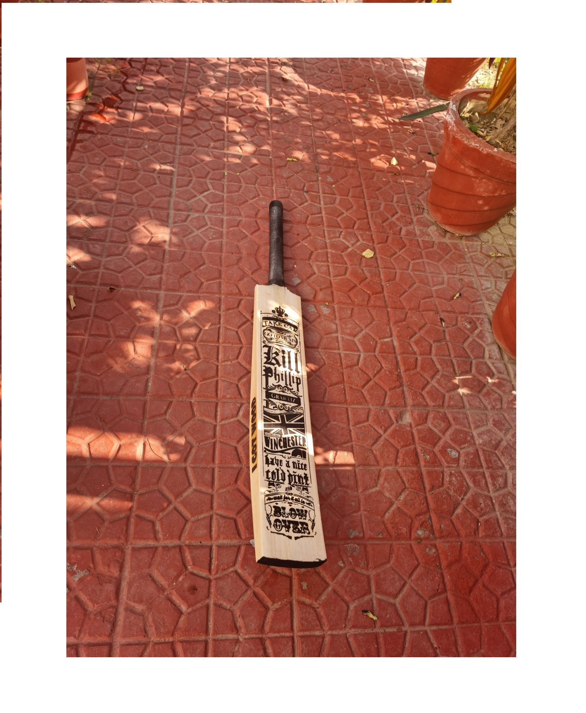 Shaun of the Dead Cricket Bat, Replica Cricket Bat Prop hand Made ...