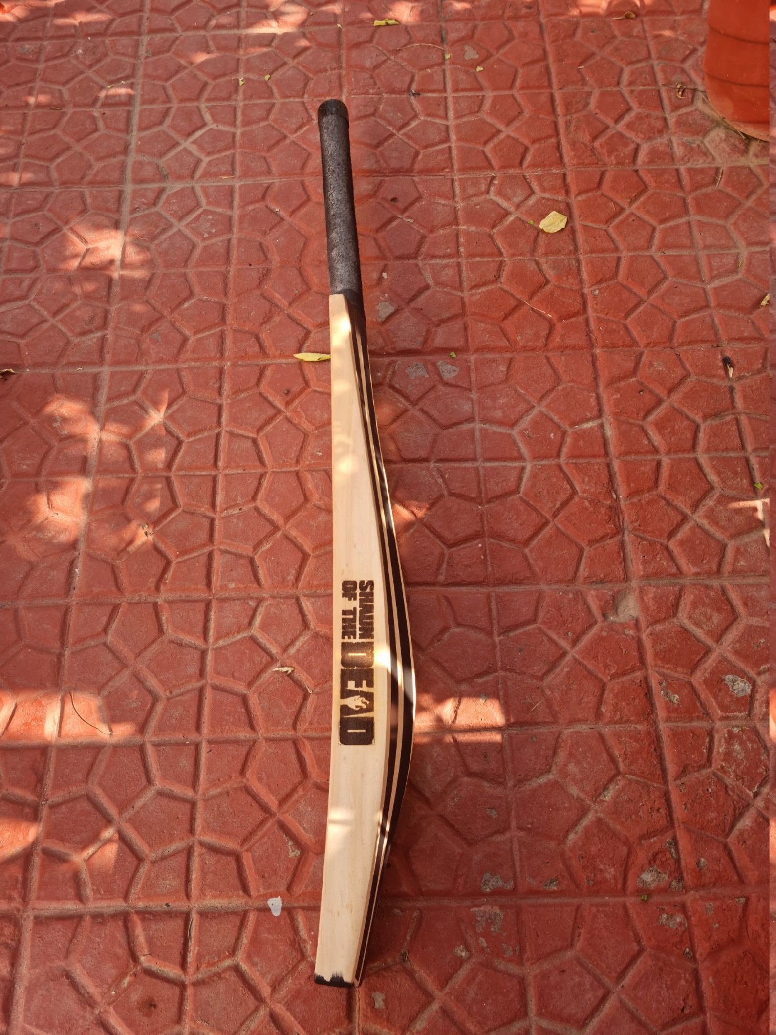 Shaun of the Dead Cricket Bat, Replica Cricket Bat Prop hand Made ...