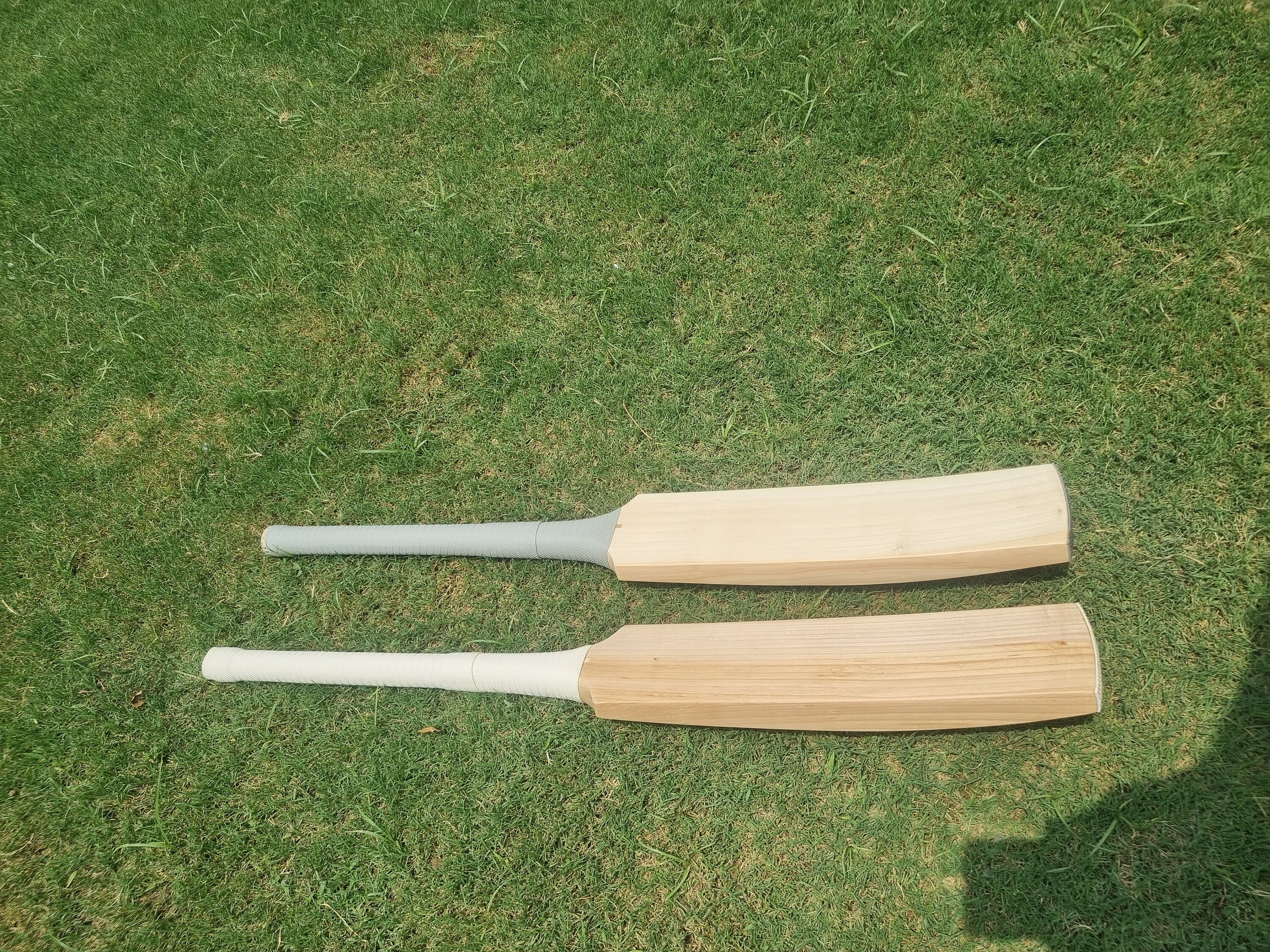 Mongoose Type Pre-knocked Cricket Bat | Free Bat Cover | Light Weight ...