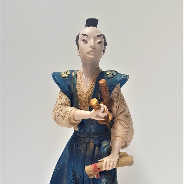 Geisha Statue - Etsy