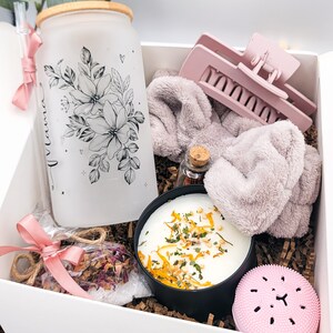 New Mom Gift Box Self Care Box for Mom Spa Gift Box Expecting Mom Gift ...