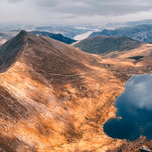 Helvellyn Plateau Panoramic Striding Edge Swirral Edge & Red Tarn the ...
