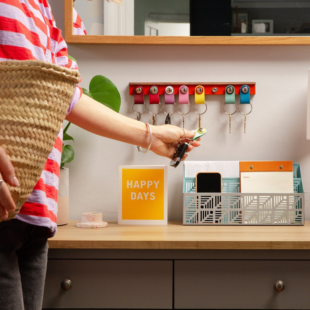 Personalised Leather and Wood 8 Key Ring Organiser Set - Etsy