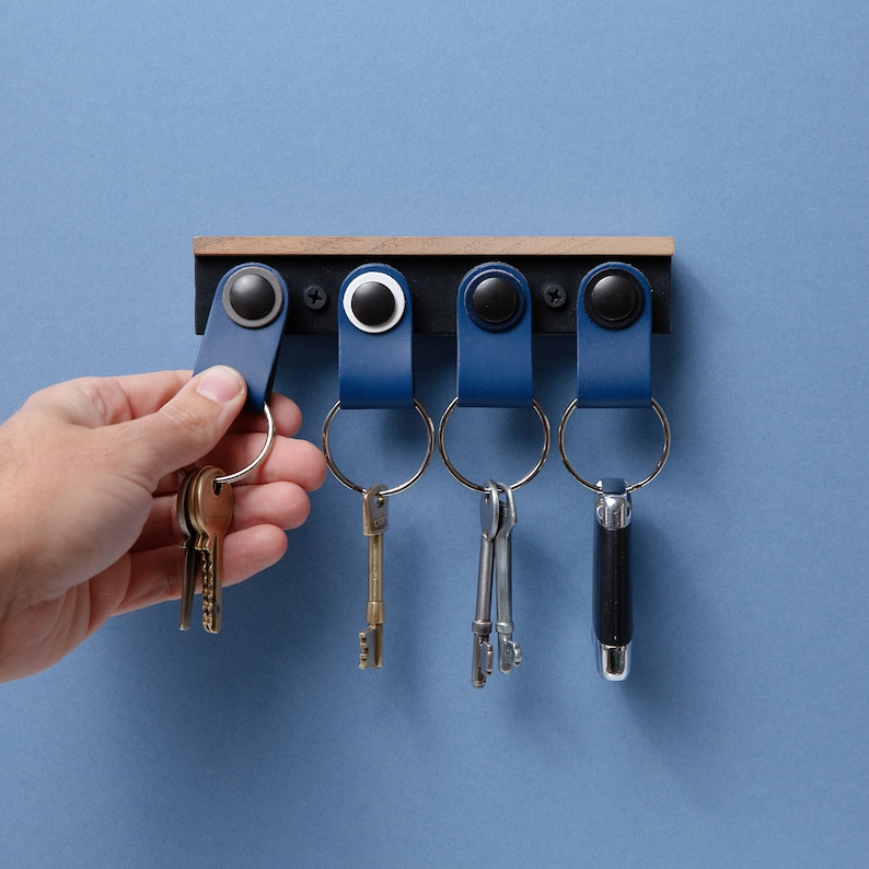 Personalised Leather and Wood 4 Key Ring Organiser Set - Etsy