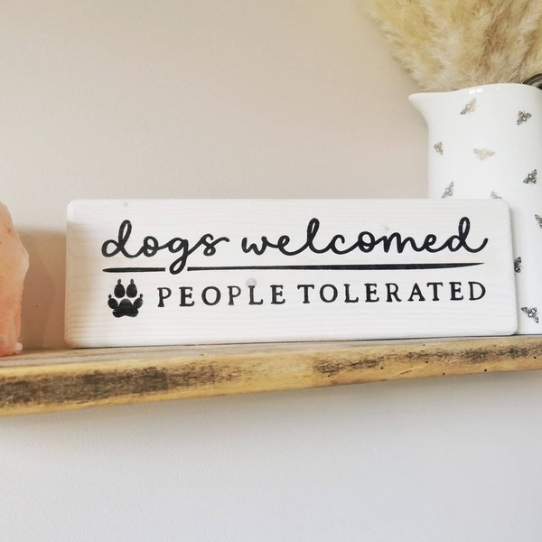 Dog Welcome Sign - Etsy UK
