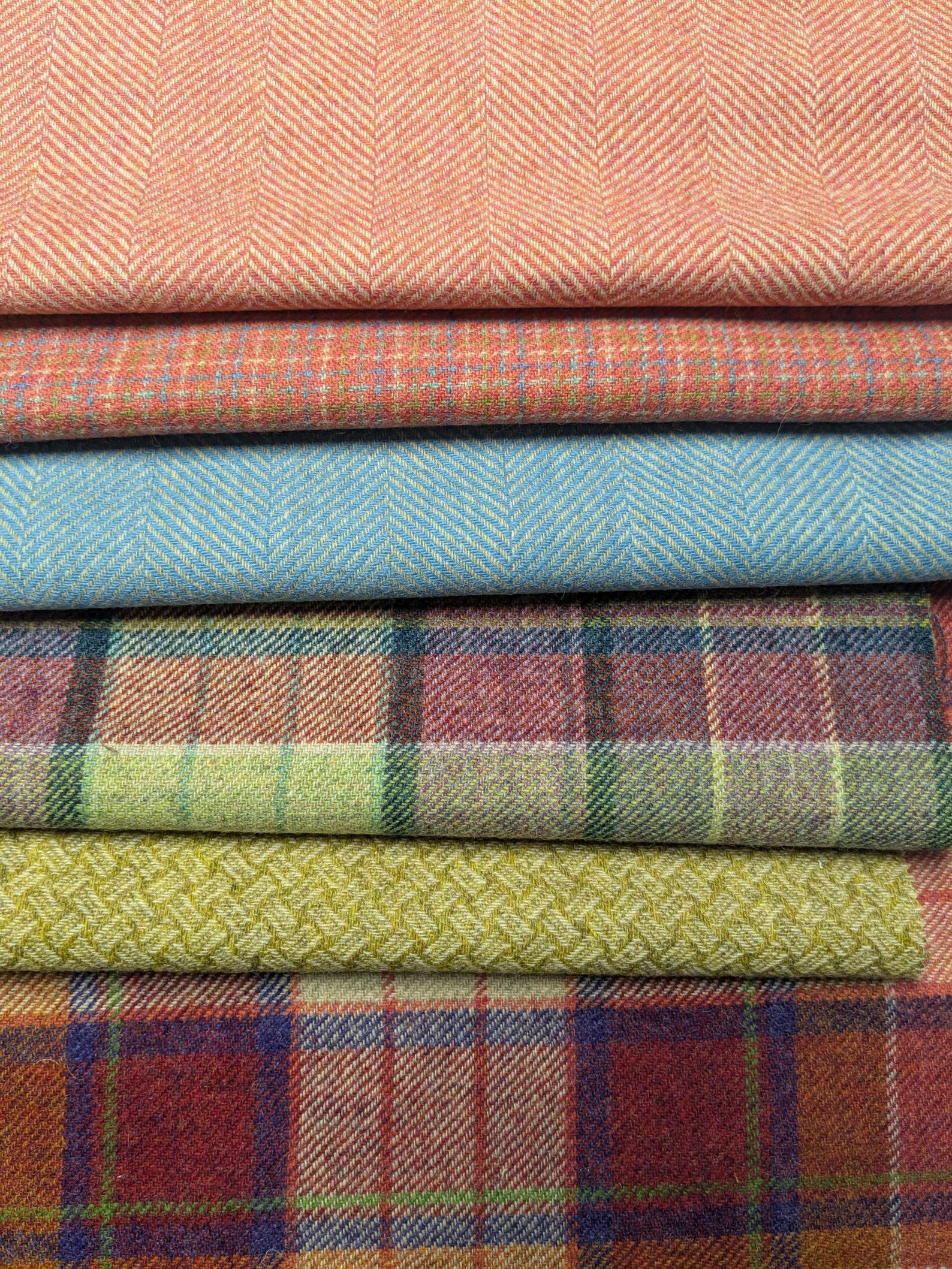 Wool Fabric Craft Bundles, 100% Wool, Check/plaid. Offcuts & Remnants ...