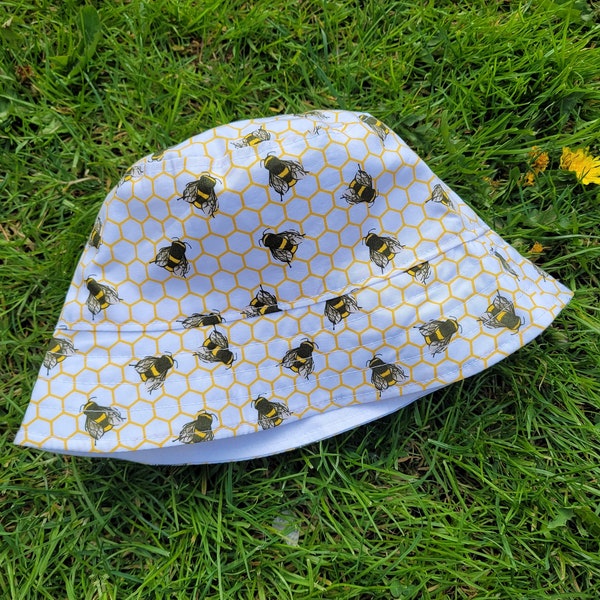 Bumble Bee Bucket Hat - Etsy